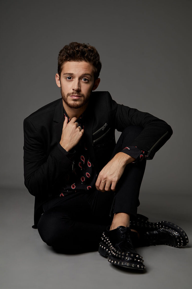 Ruggero presenta su nuevo single y videoclip PUEDE